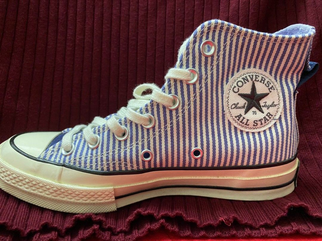 Convers chuck taylor, Women's Fashion, Footwear, Sneakers on Carousell