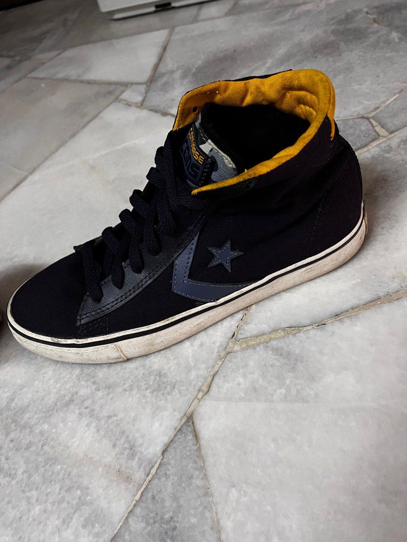 Converse high cut, Men's Fashion, Footwear, Sneakers on Carousell