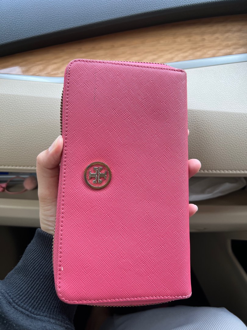 Dompet Pink, Fesyen Wanita, Tas & Dompet di Carousell