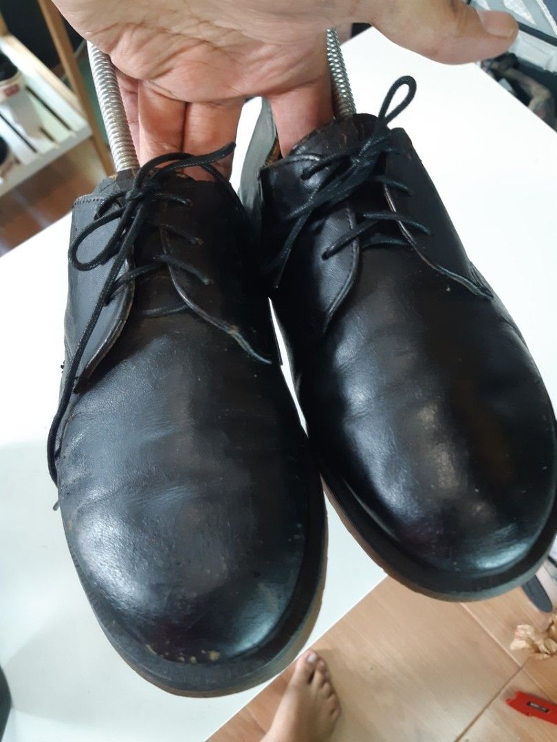 Dr Martens 1461 Low made in england, Fesyen Wanita, Sepatu di Carousell