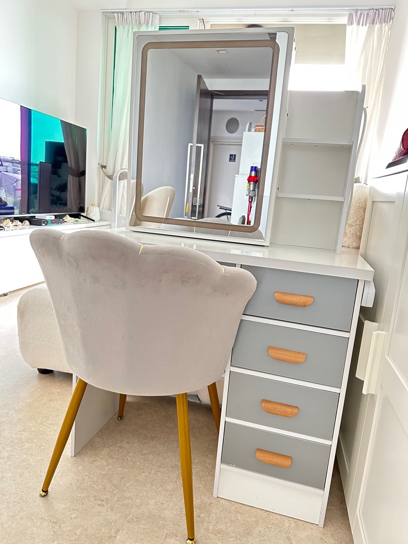 Dressing Table, Furniture & Home Living, Furniture, Shelves, Cabinets ...