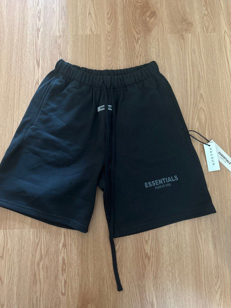 Essentials FOG Shorts, Men's Fashion, Bottoms, Shorts on Carousell
