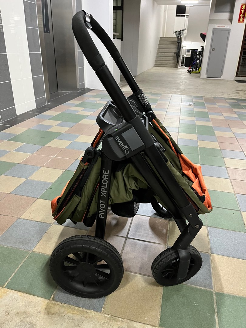 EvenFlo Pivot Xplore All-Terrain Stroller Wagon with second stroller ...