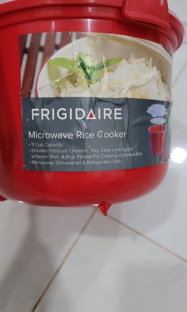 Frigidaire Microwave Rice Cooker 11 cup capacity on Carousell
