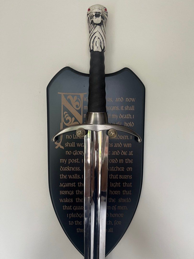 Game of Thrones Long Claw Jon Snow Display Sword, Hobbies & Toys ...