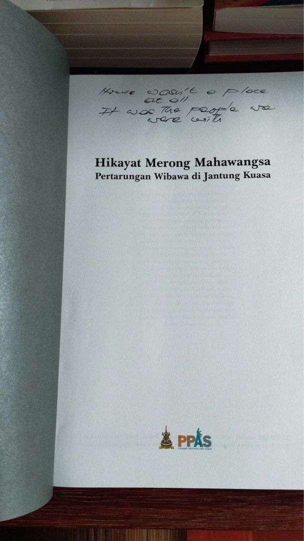 HIKAYAT MERONG MAHAWANGSA Pertarungan Wibawa di Jantung Kuasa - Hendrik M.J. Maeir, Hobbies ...