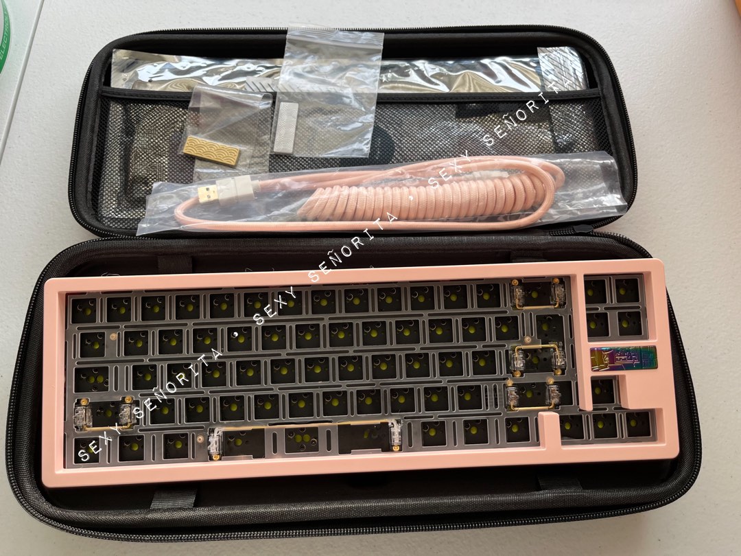 Ikki68 Aurora R2 Pink Barebones, Computers & Tech, Parts & Accessories ...