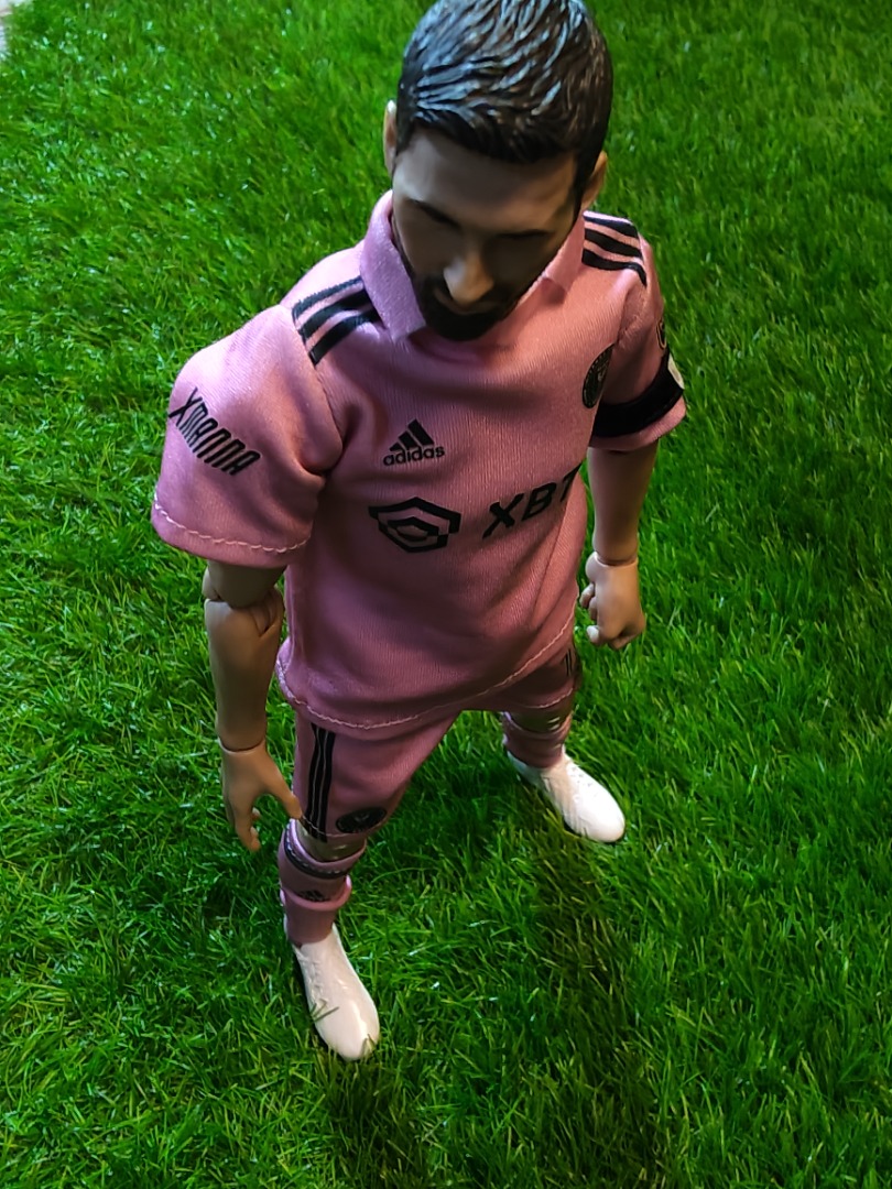 Inter Miami Messi Figurine, Hobbies & Toys, Memorabilia & Collectibles ...