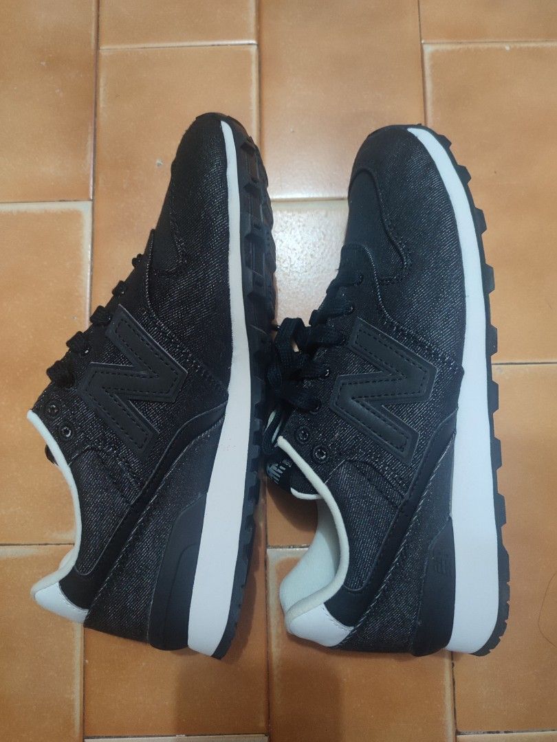 Kasut New Balance Black, Women's Fashion, Footwear, Sneakers on Carousell