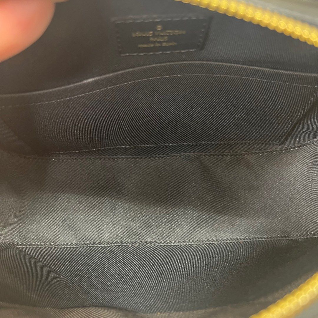 Louis Vuitton Santa Monica in Noir Damier Ebene Crossbody bag, Luxury ...