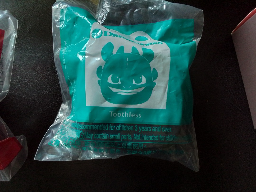 Mcdonalds Happy Meal Toy collection August 2022 dreamworks toothless ...