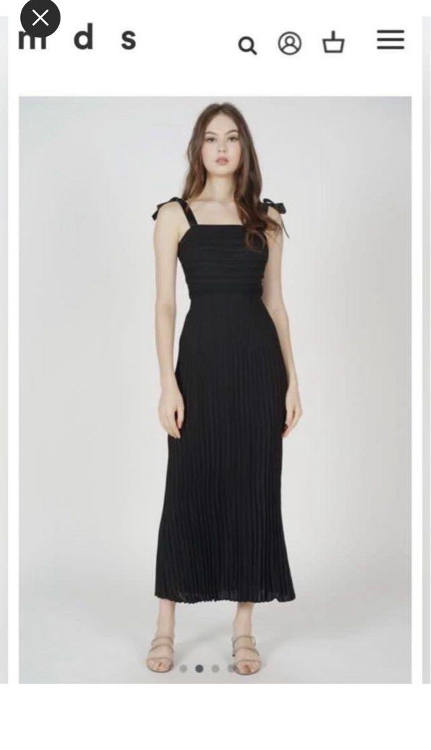 MDS pleated dress black, Women's Fashion, Dresses & Sets, Dresses on ...