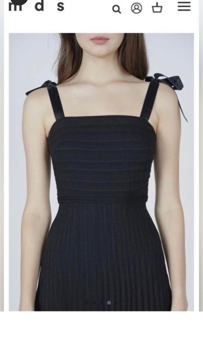 MDS pleated dress black, Women's Fashion, Dresses & Sets, Dresses on ...