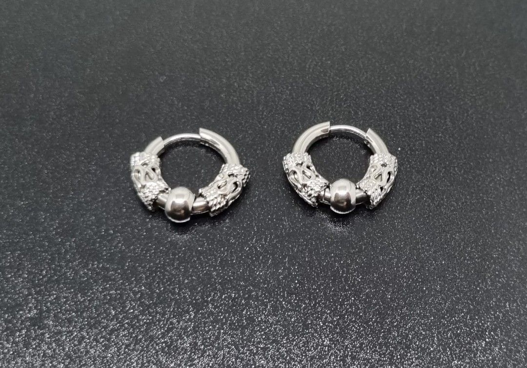 Men K-pop Stainless Steel Round Loop Earrings, Men's Fashion, Watches ...