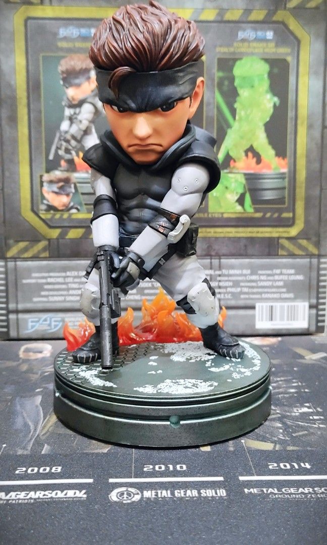 Metal Gear Solid Snake Statue, Hobbies & Toys, Toys & Games on Carousell