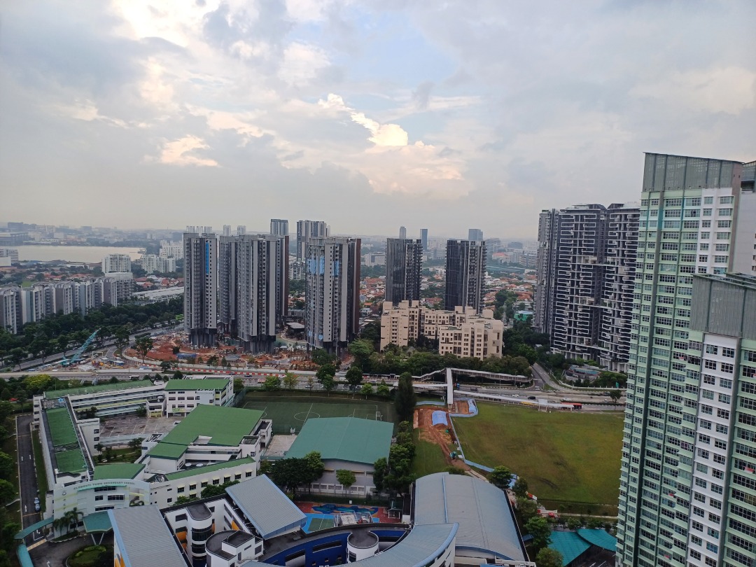 Next to Clementi Mall/MRT., Property, Rentals, Room Rentals on Carousell