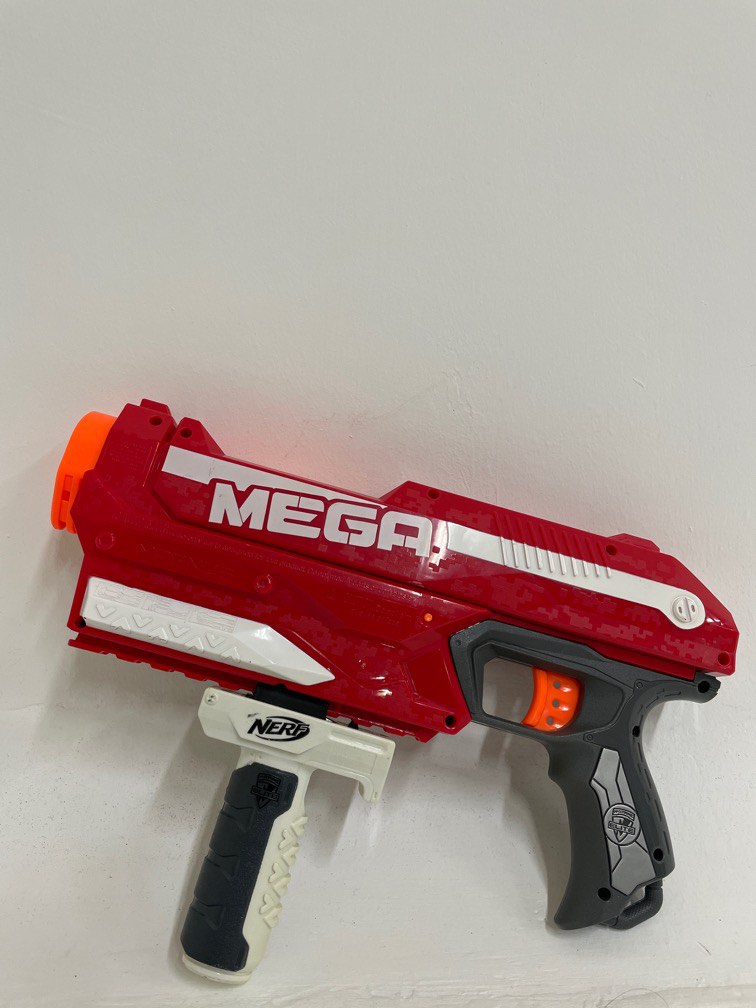 Nerf Gun Mega Magnus, Hobbies & Toys, Toys & Games on Carousell