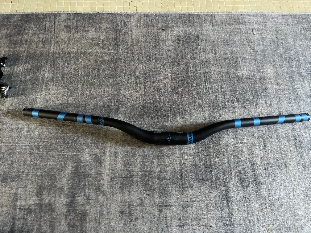 Nukeproof Horizon V2 handlebar, Sports Equipment, Bicycles & Parts ...