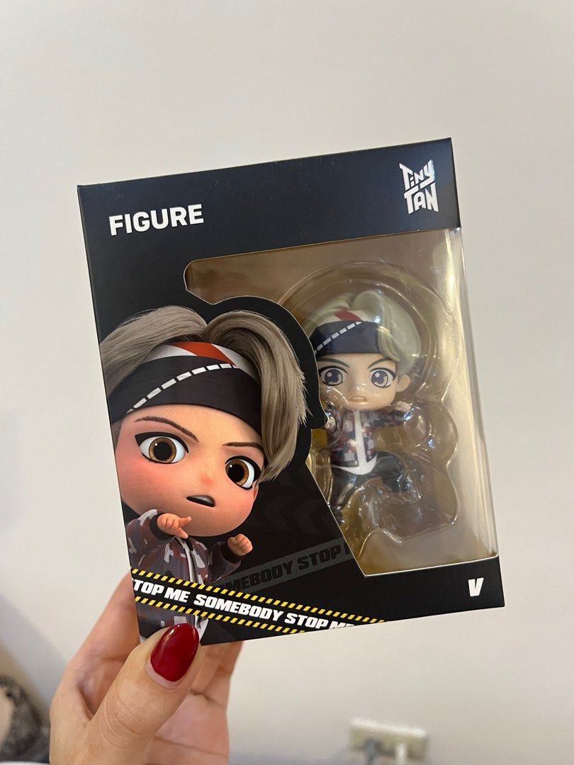 Original BTS TinyTan V / Taehyung Figure on Carousell