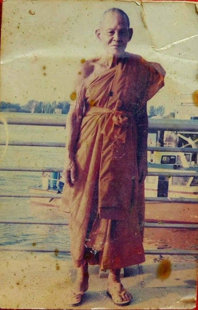 Phra Khun Paen LP chuen Sam Sao Moo Ban Phim Kamakan with Sliver Takrut ...