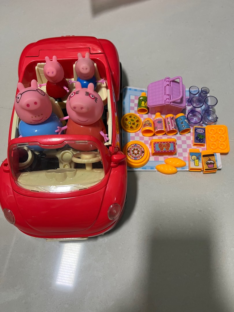 Picnic Red Car with Peppa pigs and family, Hobbies & Toys, Toys & Games ...