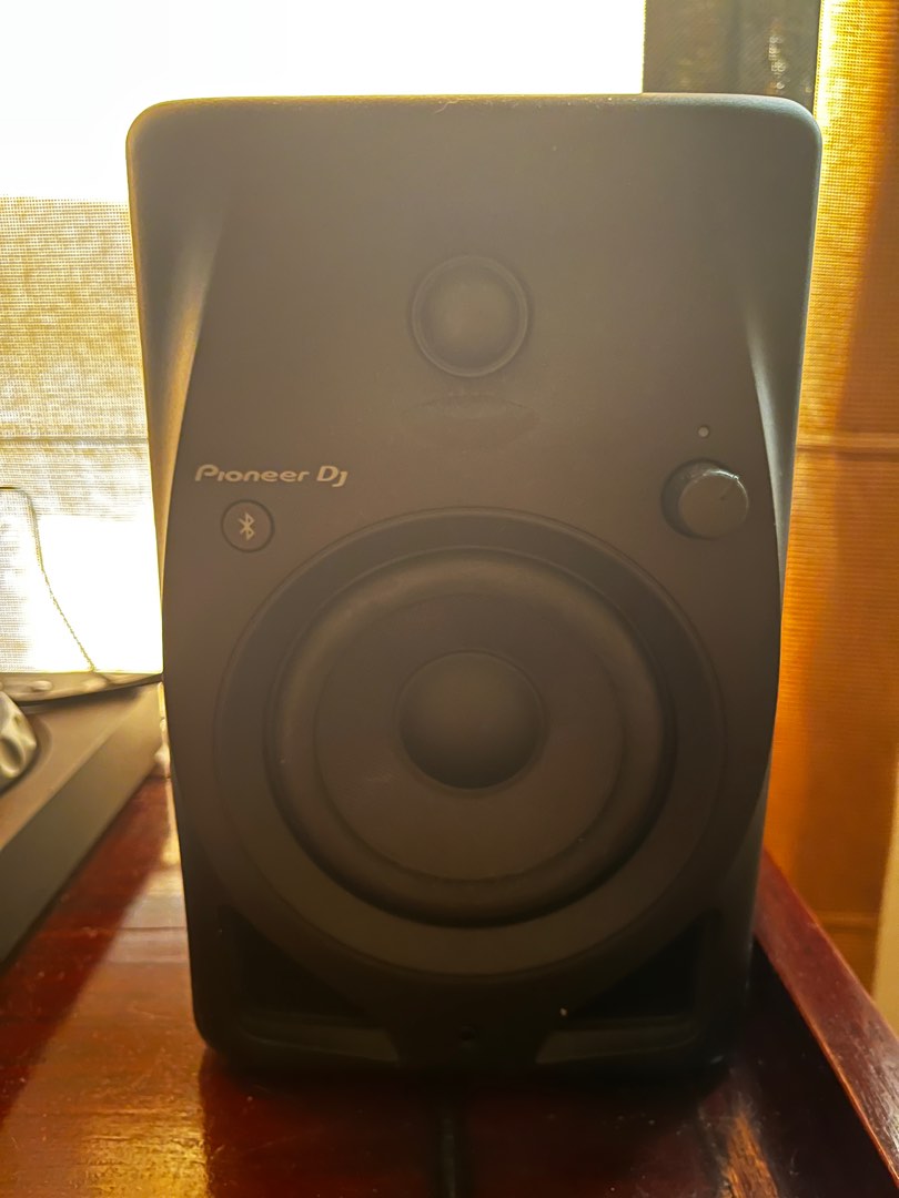 Pioneer DM-40D-BT on Carousell