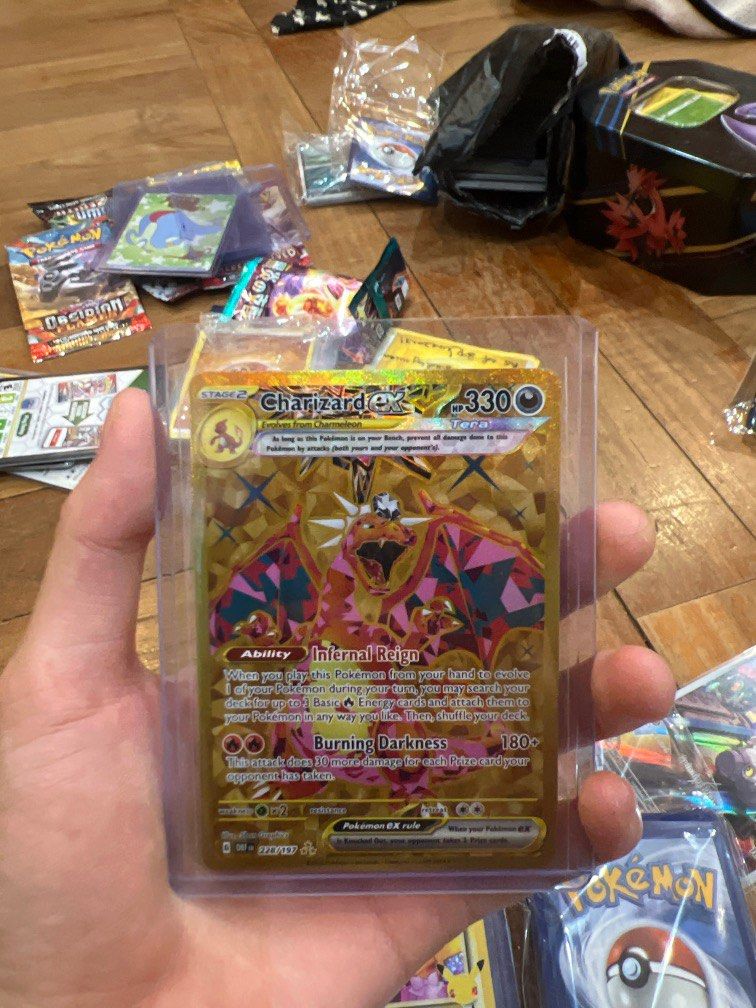 Pokemon charizard gold ex, Hobbies & Toys, Toys & Games on Carousell