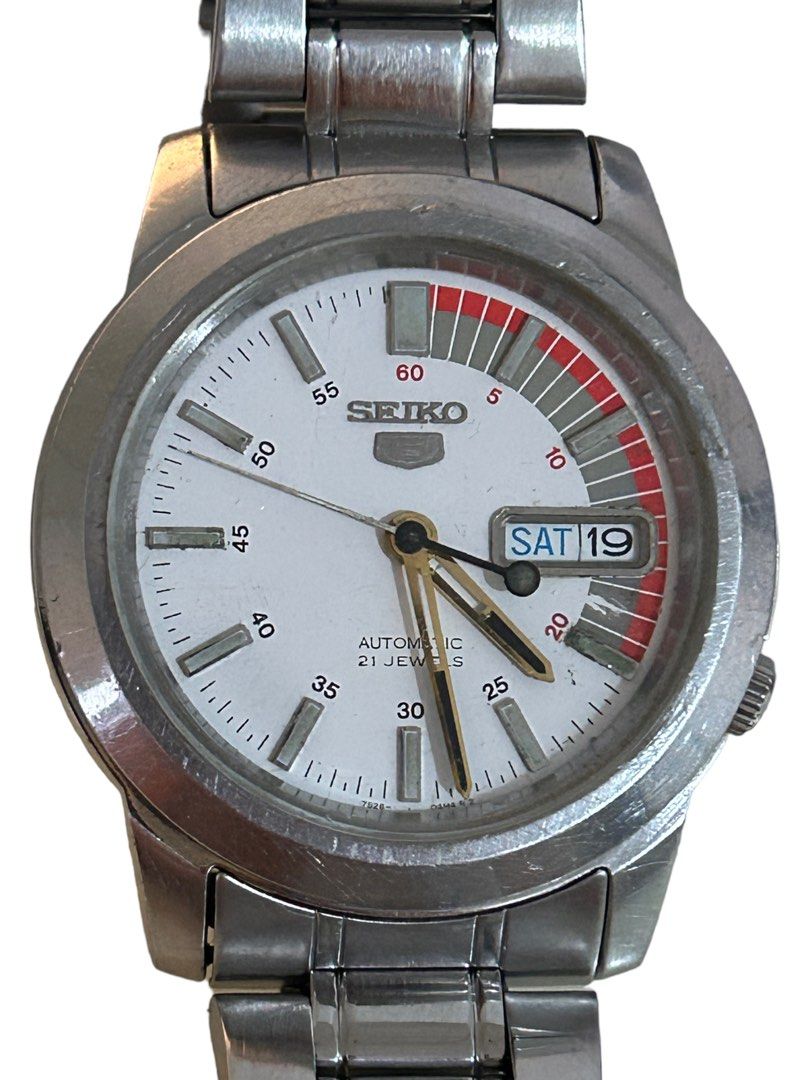 REDUCED PRICE Seiko 5 Racer SNKK25 21 Jewels Automatic Watch on Carousell