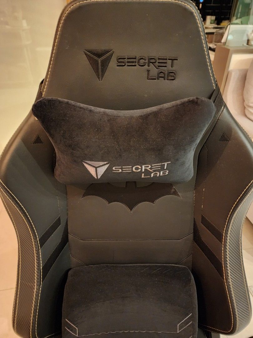 Secretlab Omega Gaming Chair Batman "Dark Knight" edition, Furniture ...