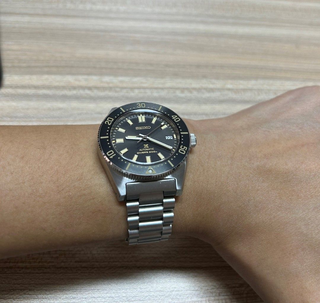 Seiko SPB239, Men's Fashion, Watches & Accessories, Watches on Carousell