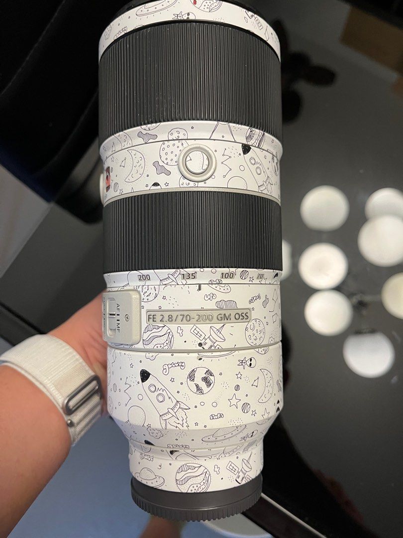 Sony 70 200 GM lens gen 1, Photography, Lens & Kits on Carousell