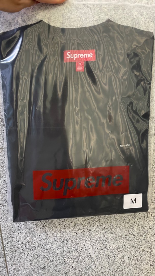 Supreme Mini Logo Box, Men's Fashion, Tops & Sets, Tshirts & Polo ...