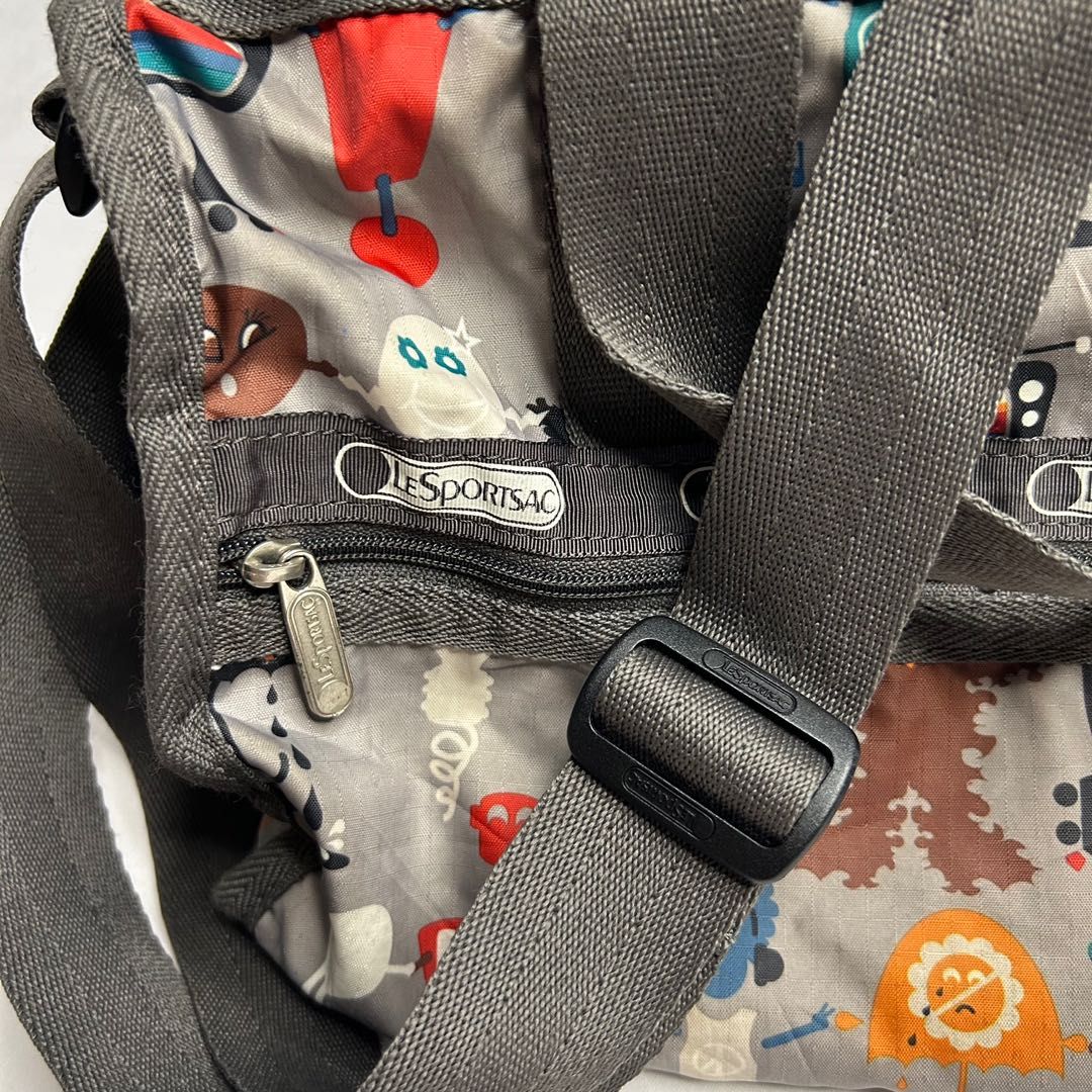 TAS LESPORTSAC ABU-ABU AUTHENTIC, Fesyen Wanita, Tas & Dompet di Carousell