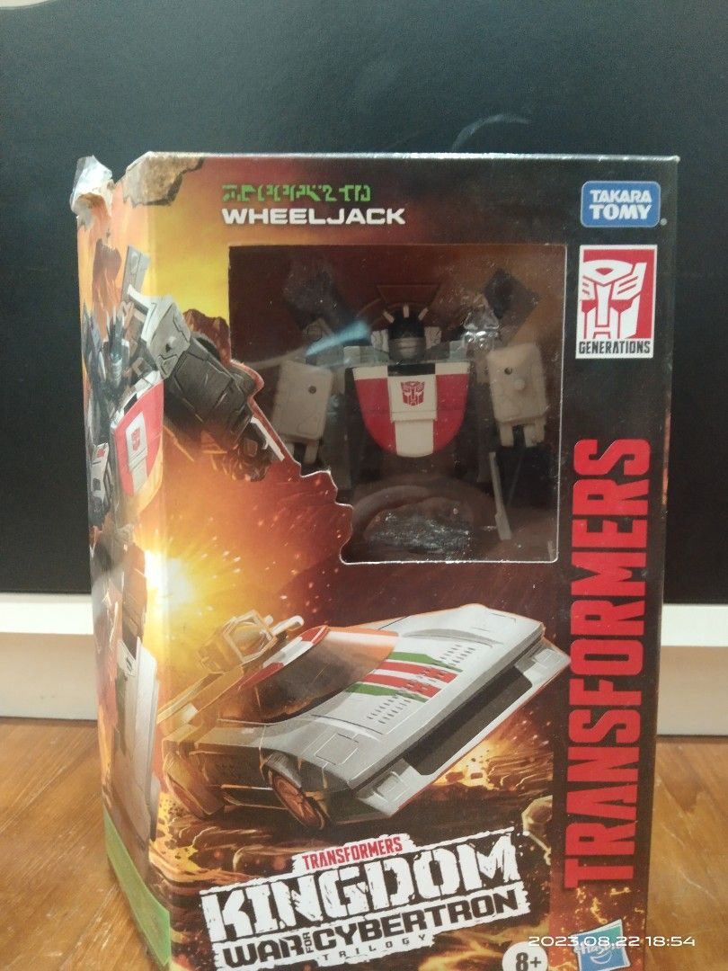 Transformers WFC Kingdom Deluxe Wheeljack, Hobbies & Toys, Toys & Games ...