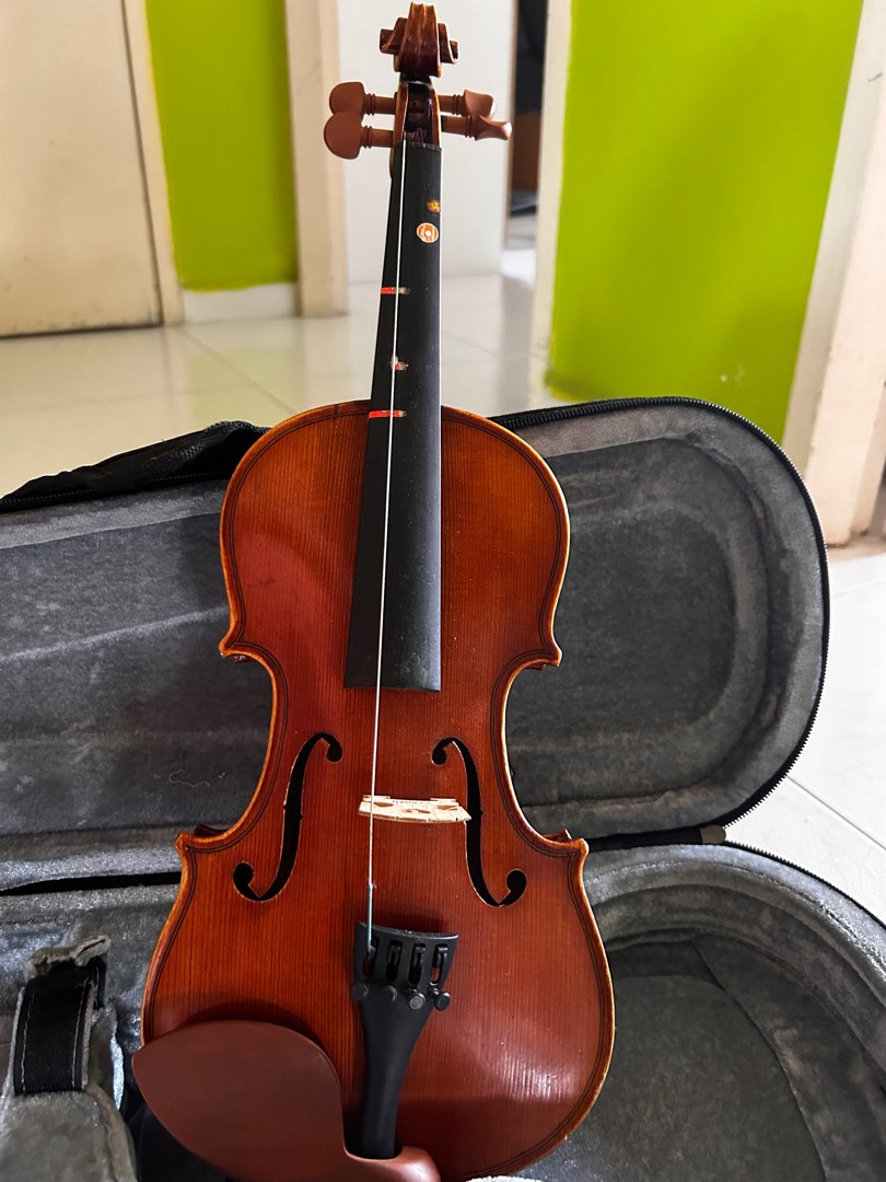 synwin violins for young children 1/4 (Synwin)and 1/2(GCV), Hobbies ...
