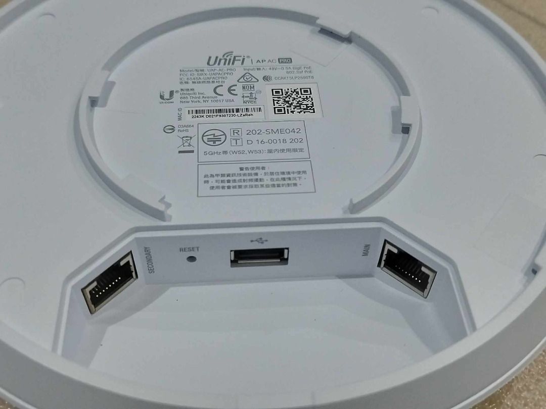 UBIQUITI UAP-AC-PRO Dual-band WiFi 5 Access Point, Computers & Tech ...