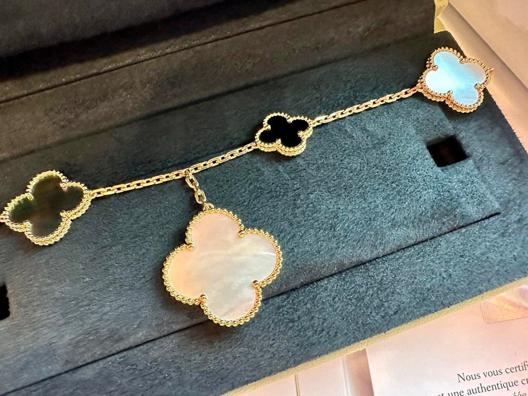 VCA Magic Alhambra 5 Motif, Luxury, Accessories on Carousell