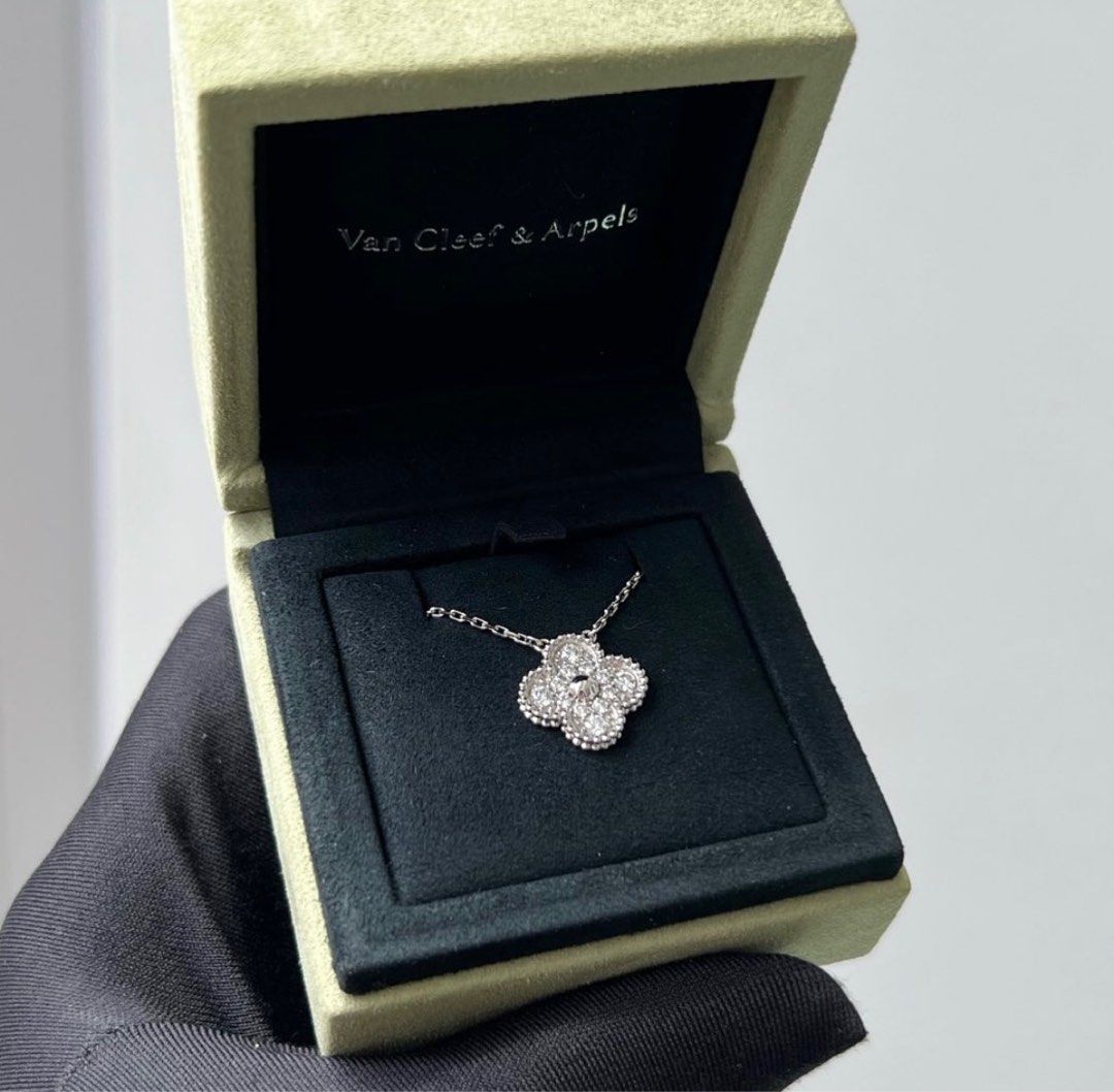 VCA Vintage Alhambra pendant White gold, Diamonds, Luxury, Accessories ...