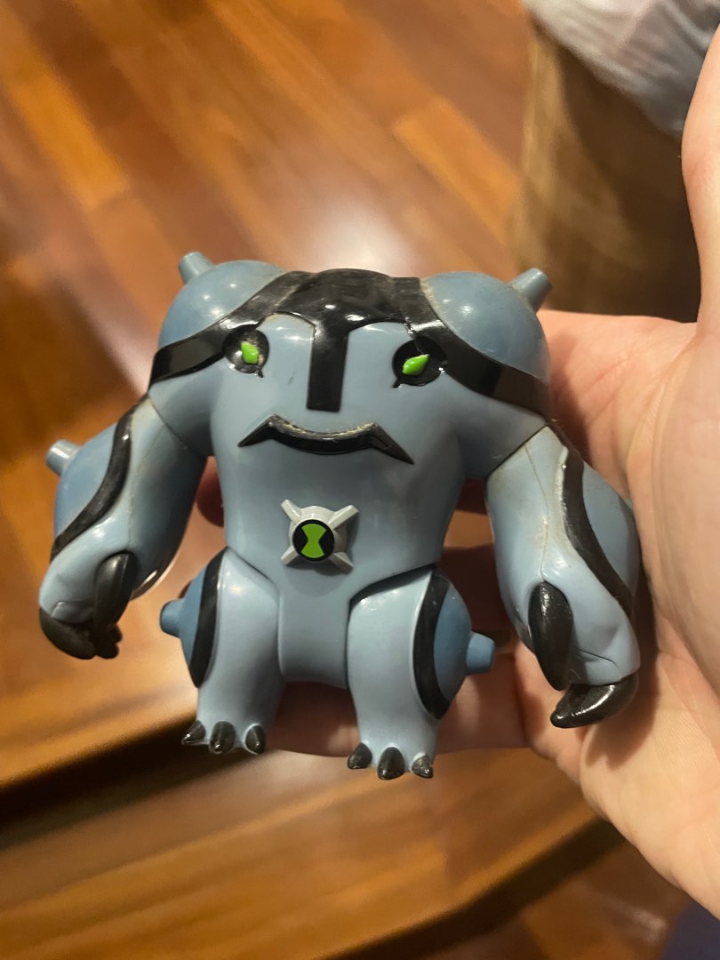 Very rare ben 10 ultimate cannonbolt figure, Hobbies & Toys, Toys ...