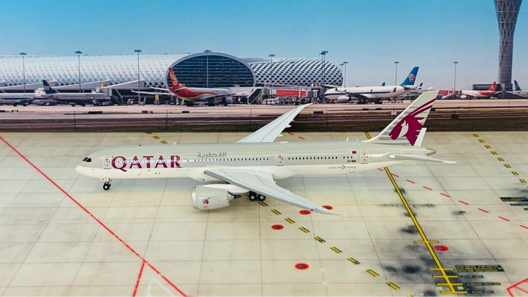 [Special Offer]1:400 QATAR Boeing 787-9 /Standard Livery/ Reg No. A7 ...