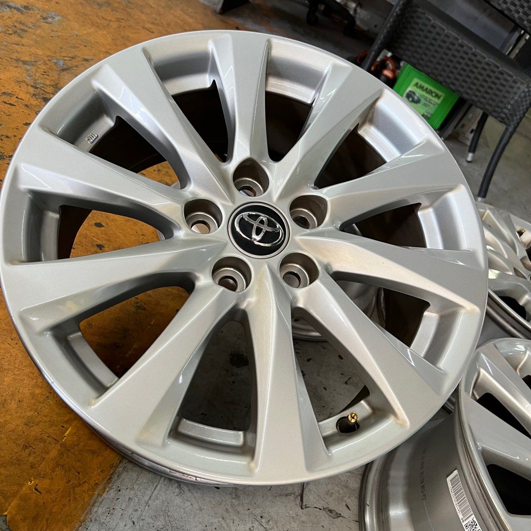17” Toyota Original Sport Rim, Car Accessories, Tyres & Rims on Carousell
