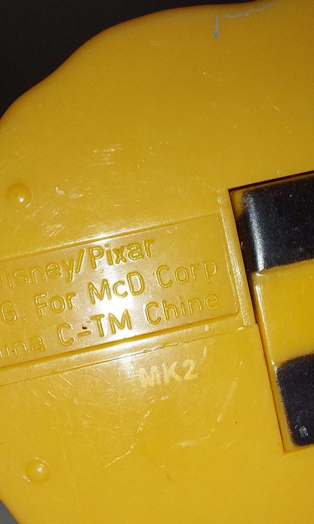 2004 Disney Pixar Finding Nemo Mcdonald's Happy Meal Tiki Hut Nemo ...