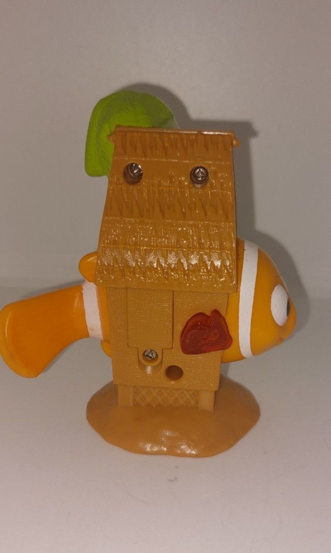 2004 Disney Pixar Finding Nemo Mcdonald's Happy Meal Tiki Hut Nemo ...