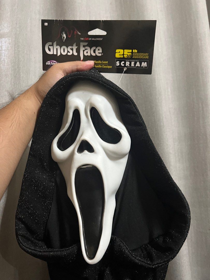 25th Anniversary Scream Mask Tagged Official Fun World Merch on Carousell