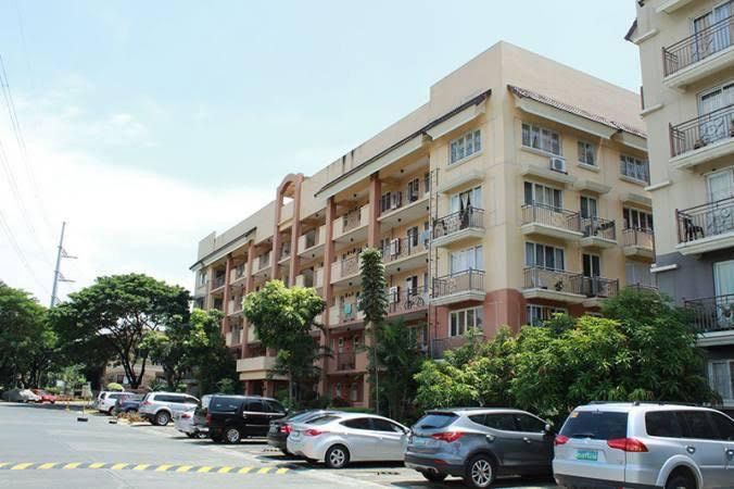 2 Bedroom Unit for Sale in Bonifacio Heights Iligan Bldg., Fort ...