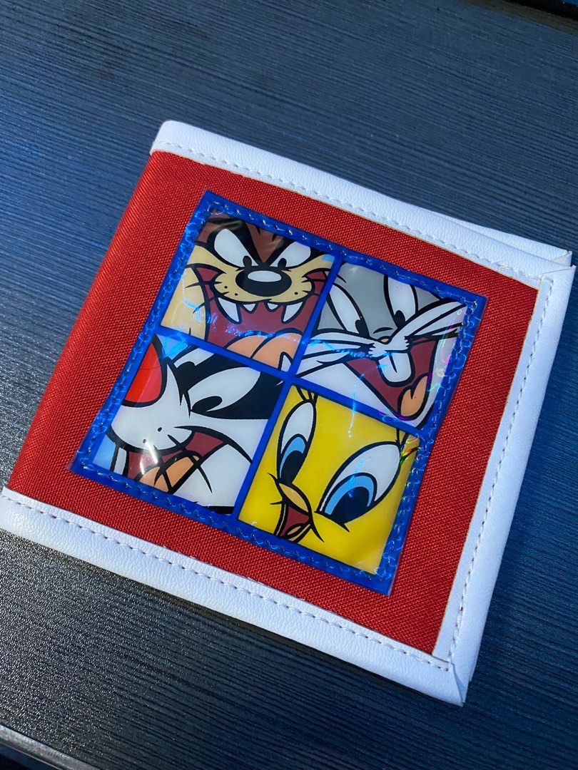 90's Looney Tunes Wallet Rare Vintage Collectible, Hobbies & Toys ...