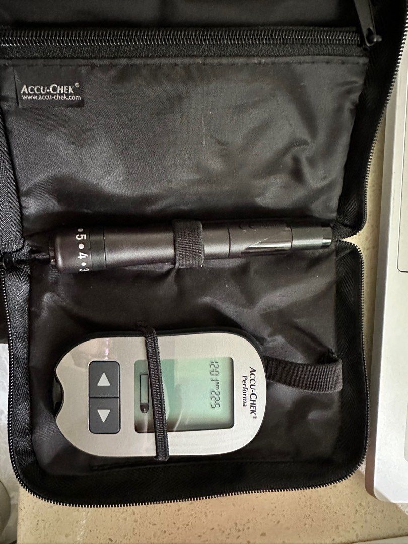 Accu-chek Performa Blood Glucose Meter, Health & Nutrition, Health ...