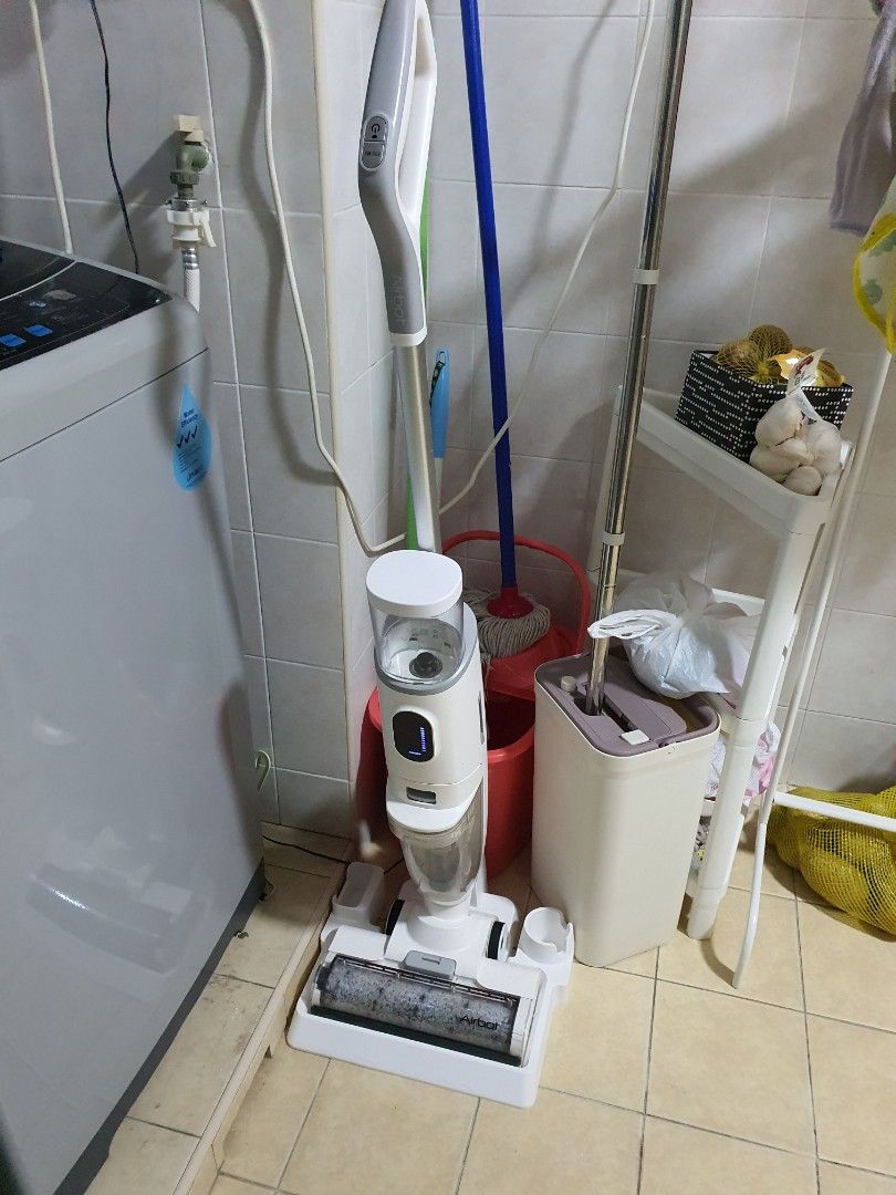 Airbot iClean Pro Wet Dry Vacuum, TV & Home Appliances, Vacuum Cleaner ...