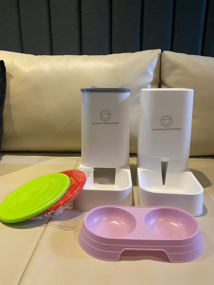 Automatic Food & Water Dispenser, Pet Supplies, Homes & Other Pet ...