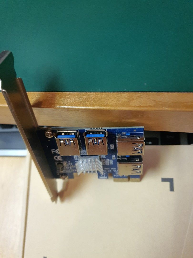 B2) Pcie to 4 port pcie, Computers & Tech, Parts & Accessories ...